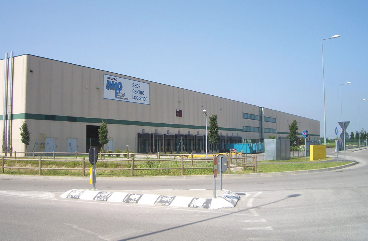 Dmo centro logistico - Vescovana (PD): realizzazione di Studio Lovato